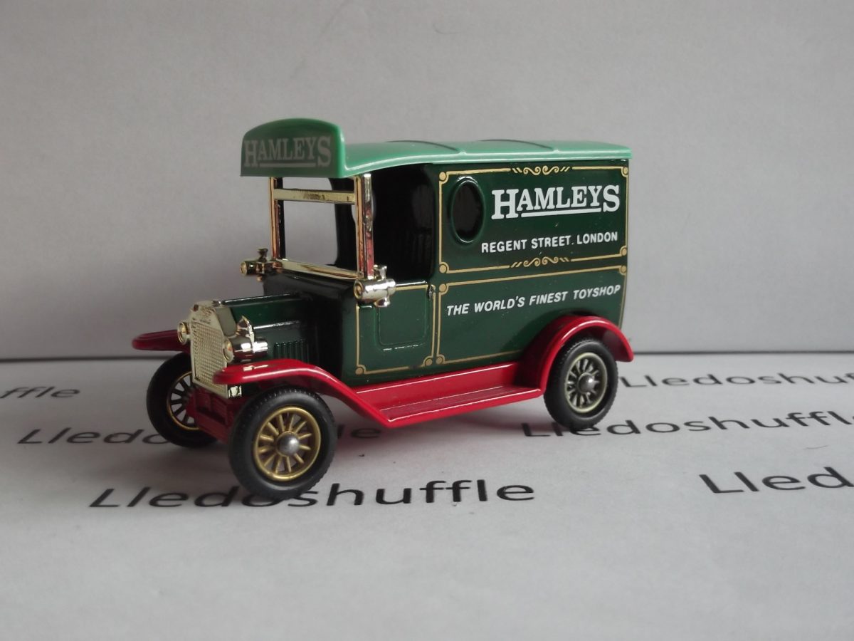 DG06035, Model T Ford Van, Hamleys Toyshop, Type ABA – Lledo Models