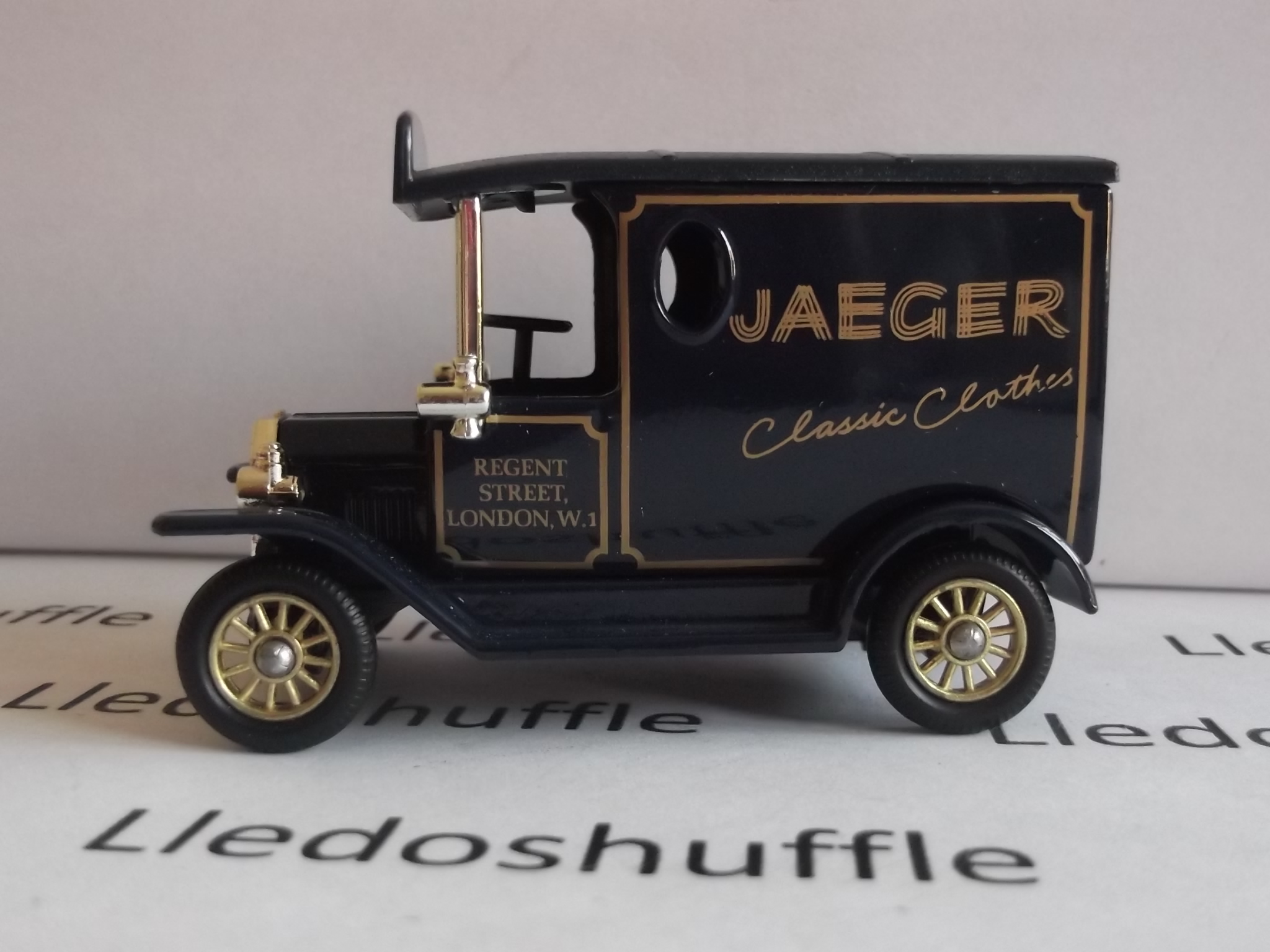 DG06097, Model T Ford Van, Jaeger, Classic Clothes, Type EFC – Lledo Models