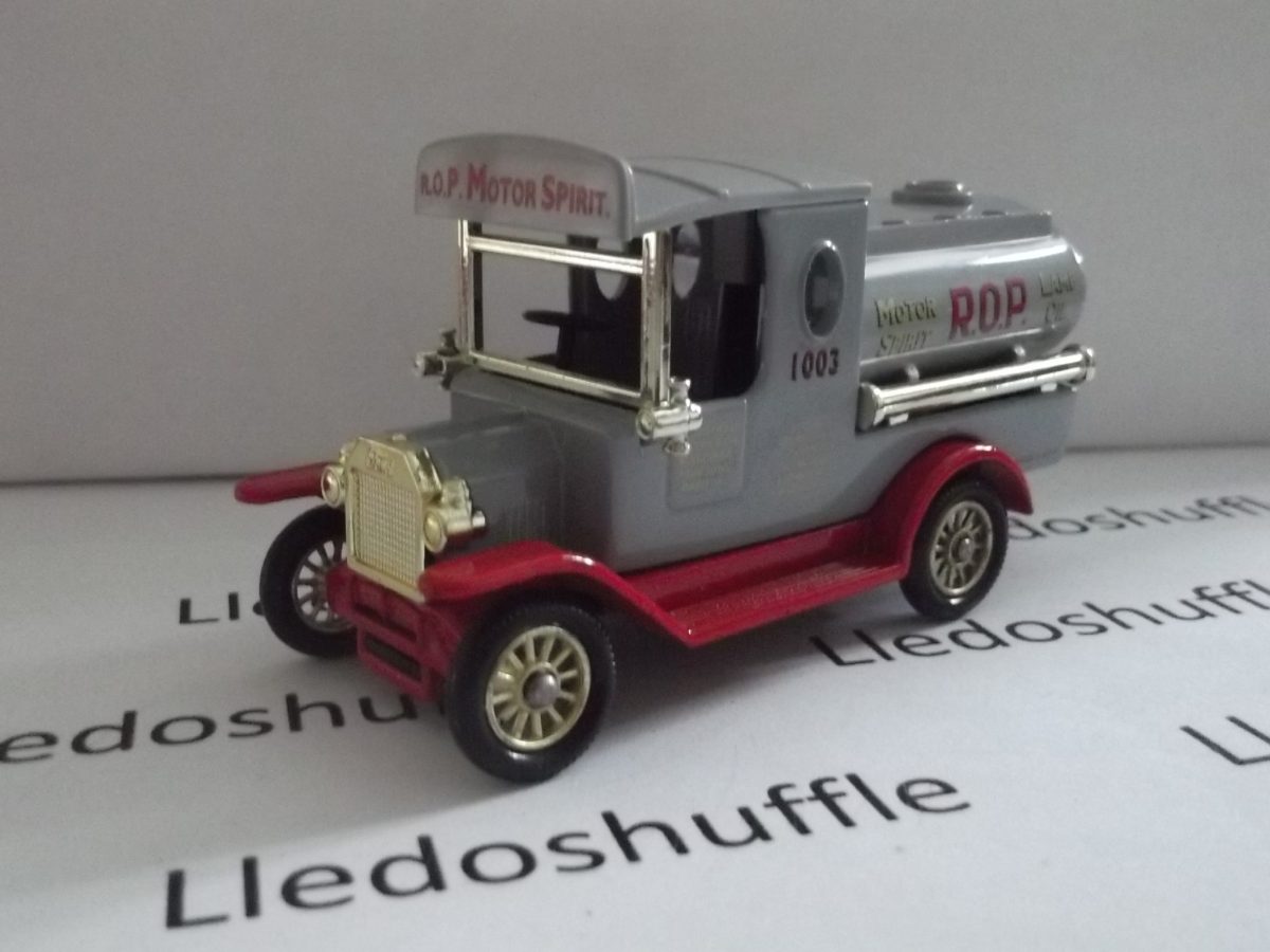 DG08020, Model T Ford Tanker, ROP Motor Spirit, Russian Oil Products ...