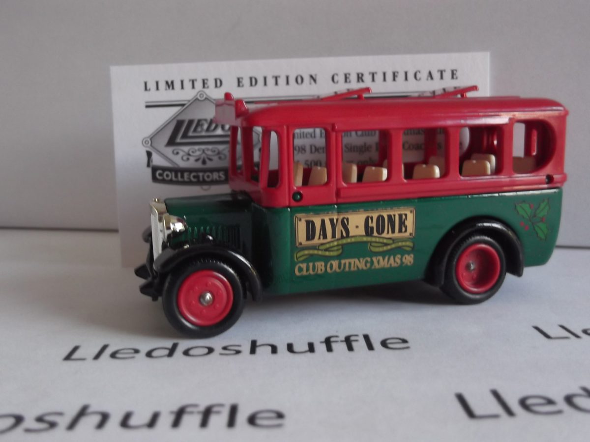 DG10022, Dennis Single Deck Coach, Days Gone Collectors Club, Christmas ...