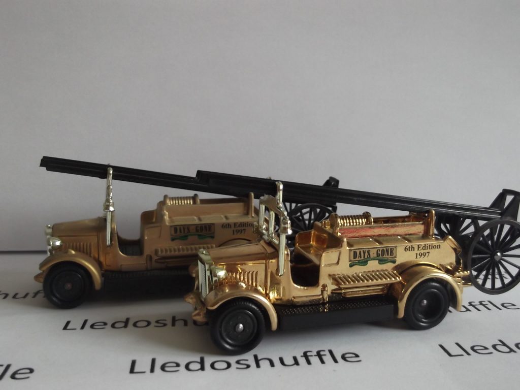 DG12020, Dennis Fire Engine, Days Gone Collectors Club 6th Gold Edition ...