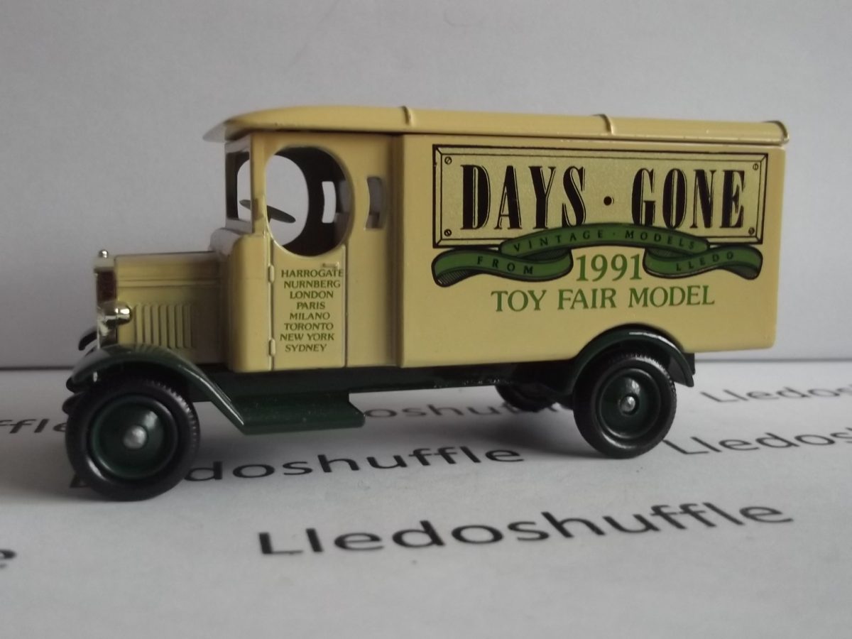DG43009, Morris Van, British Toy Fair Trade Model, 1991 Toy Fair ...
