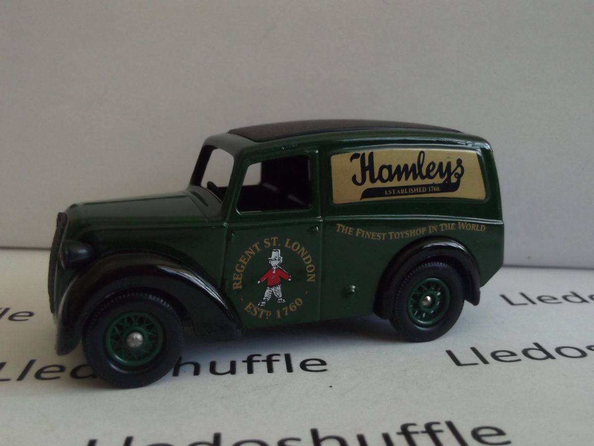 DG58005, Morris Z Van, Hamleys Toyshop – Lledoshuffle