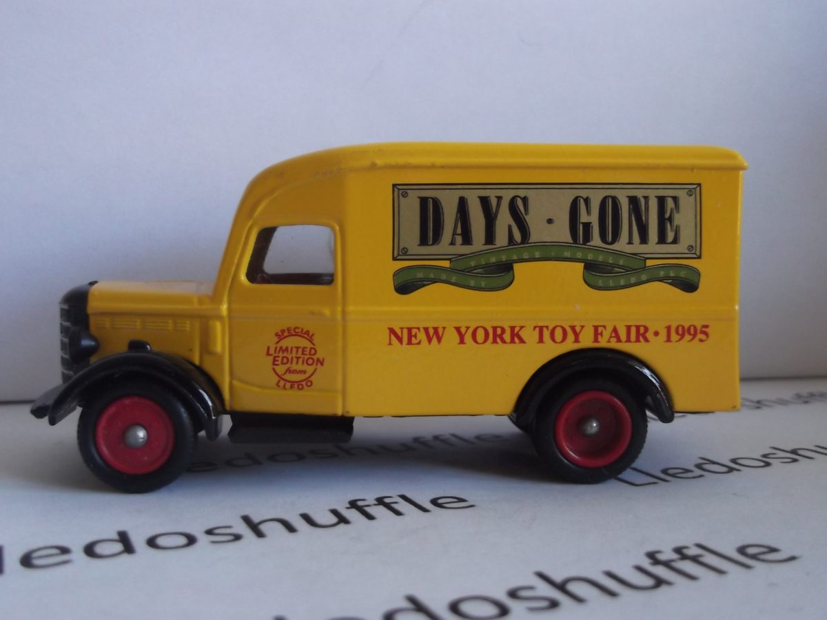 DG63010, Bedford 30cwt Delivery Van, Days Gone New York Toy Fair Model ...
