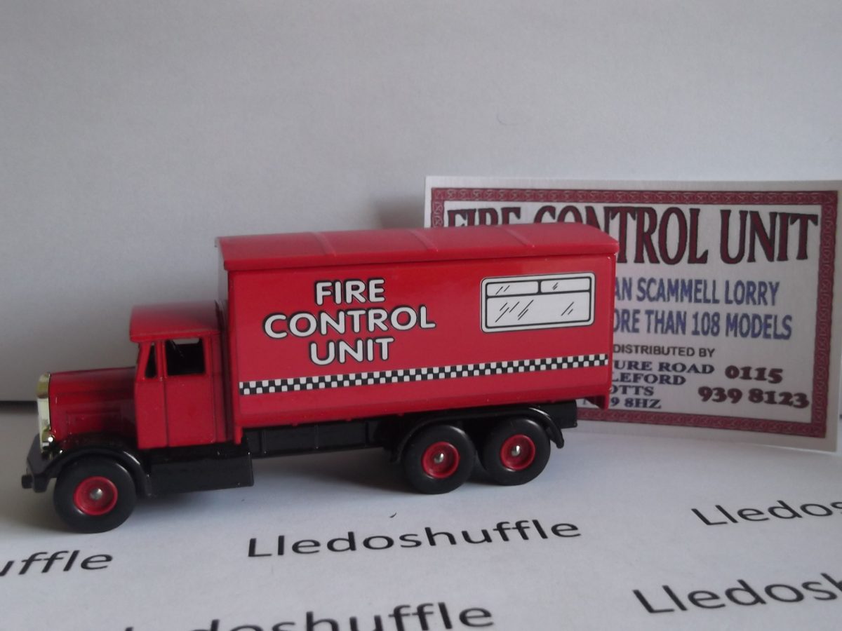 PV044, Code 3, Scammell 6w Truck, Fire Control Unit – Lledo Models