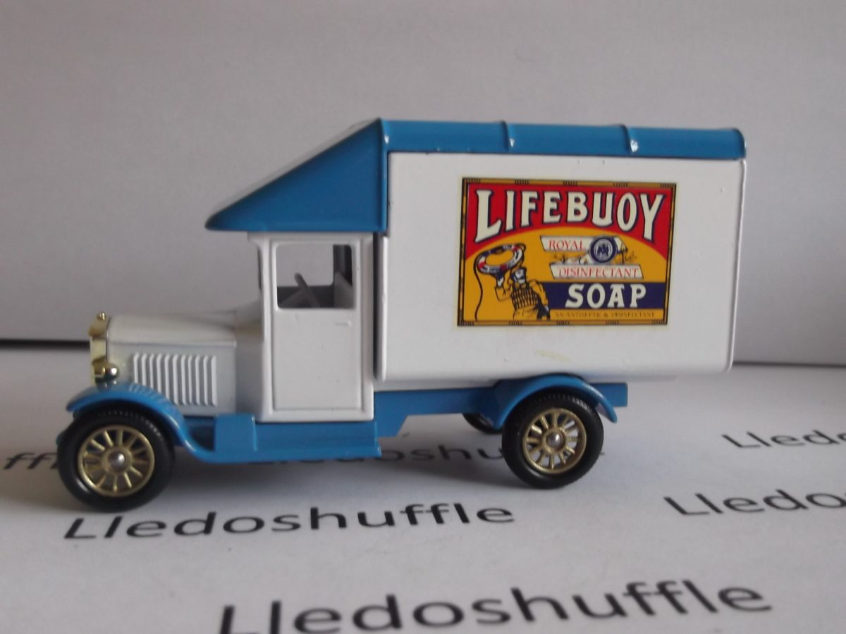 LP052, Code 3, Morris Parcels Van, Lifebuoy Soap – Lledo Models
