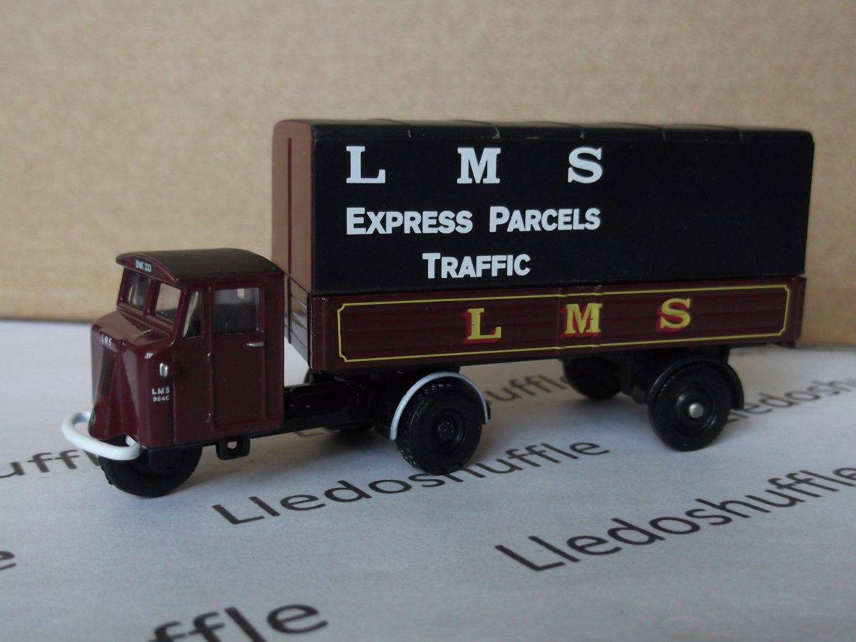 DG199005, Scammell Mechanical Horse, Box Trailer, LMS Express Parcels ...