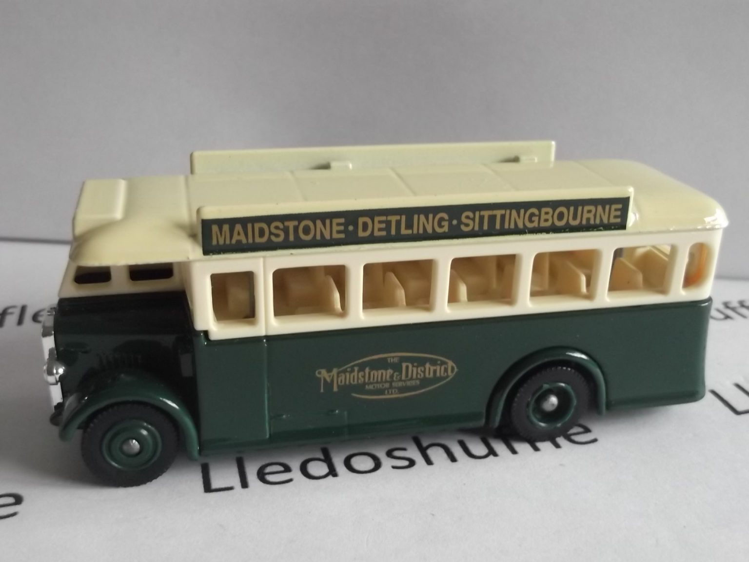 LP17138, AEC Regal Single Deck Bus, Maidstone & District, Darling Buds ...