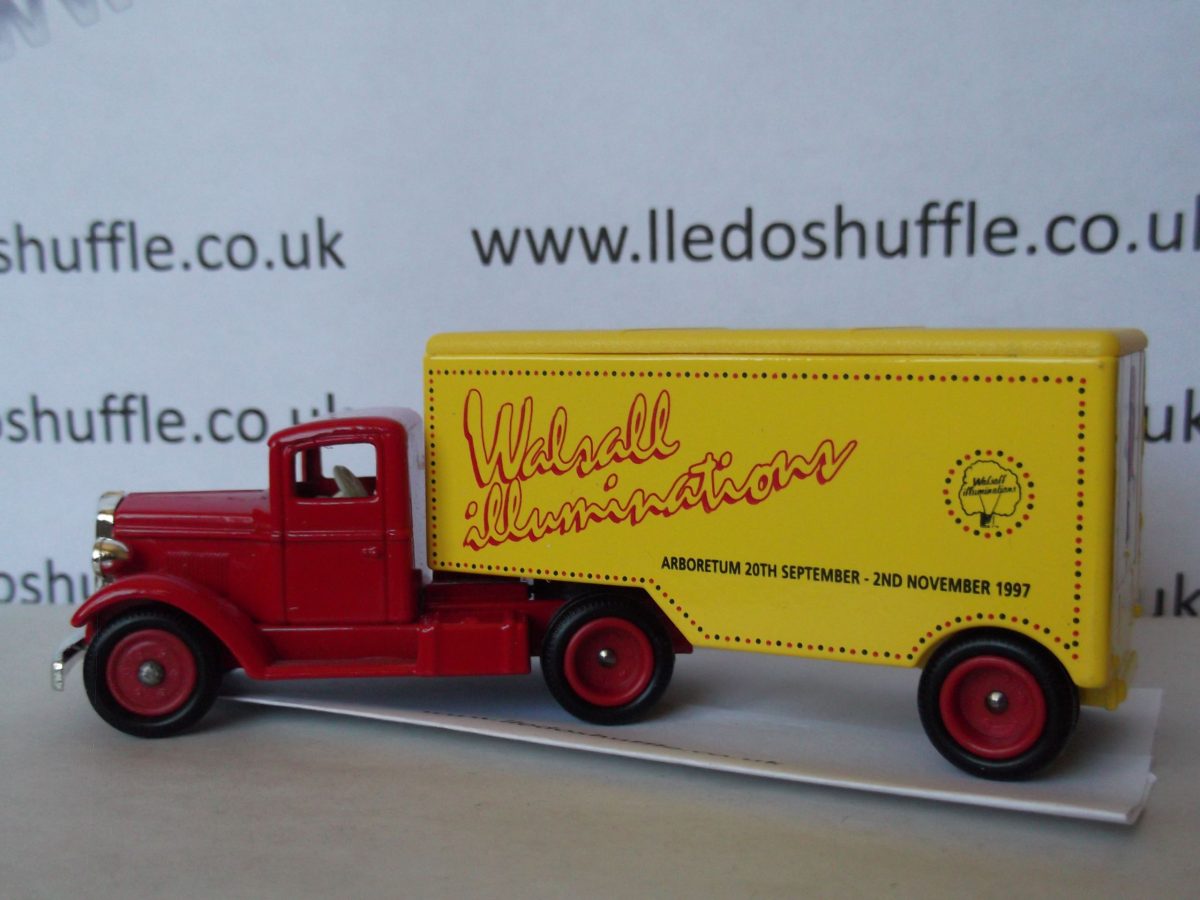 LP67018, Ford Articulated Truck, Walsall Illuminations – Lledo Models