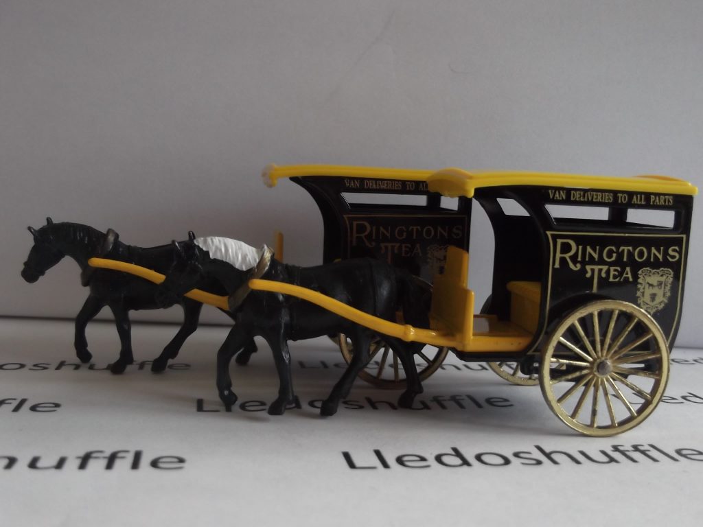 PM108001, Horse Drawn Delivery Van, Ringtons Tea – Lledo Models