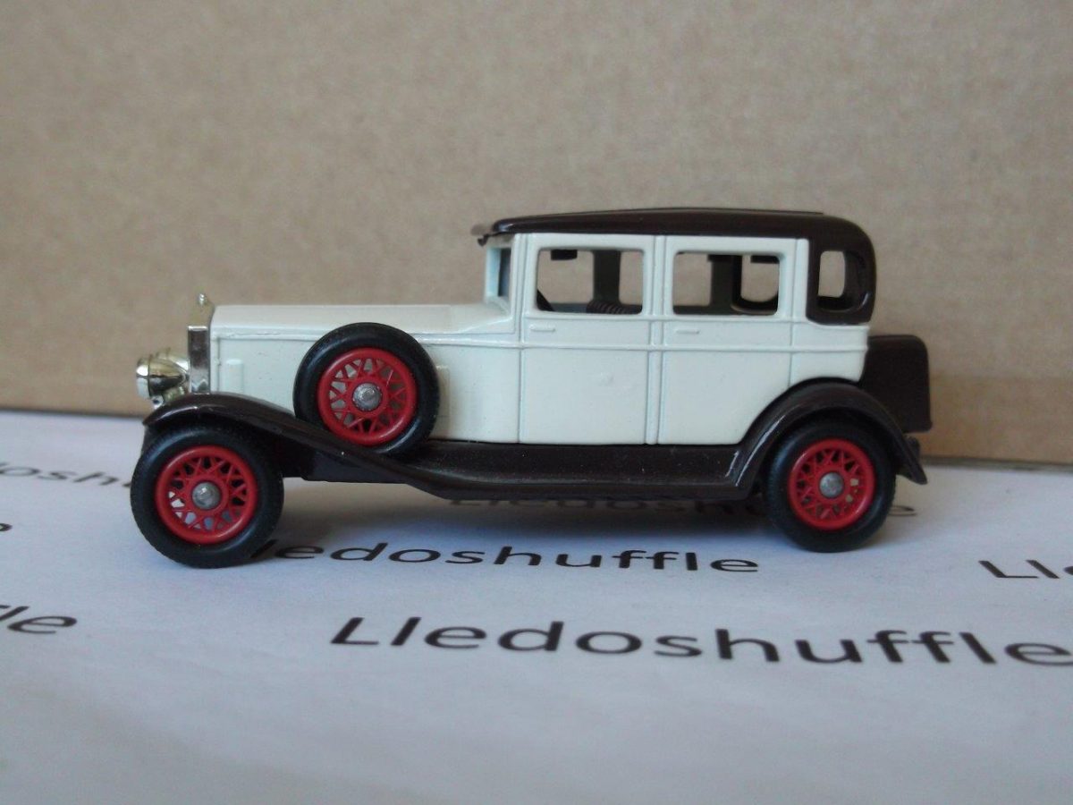 SL54000, Rolls Royce D Back Saloon, White with Brown Chassis – Lledo Models