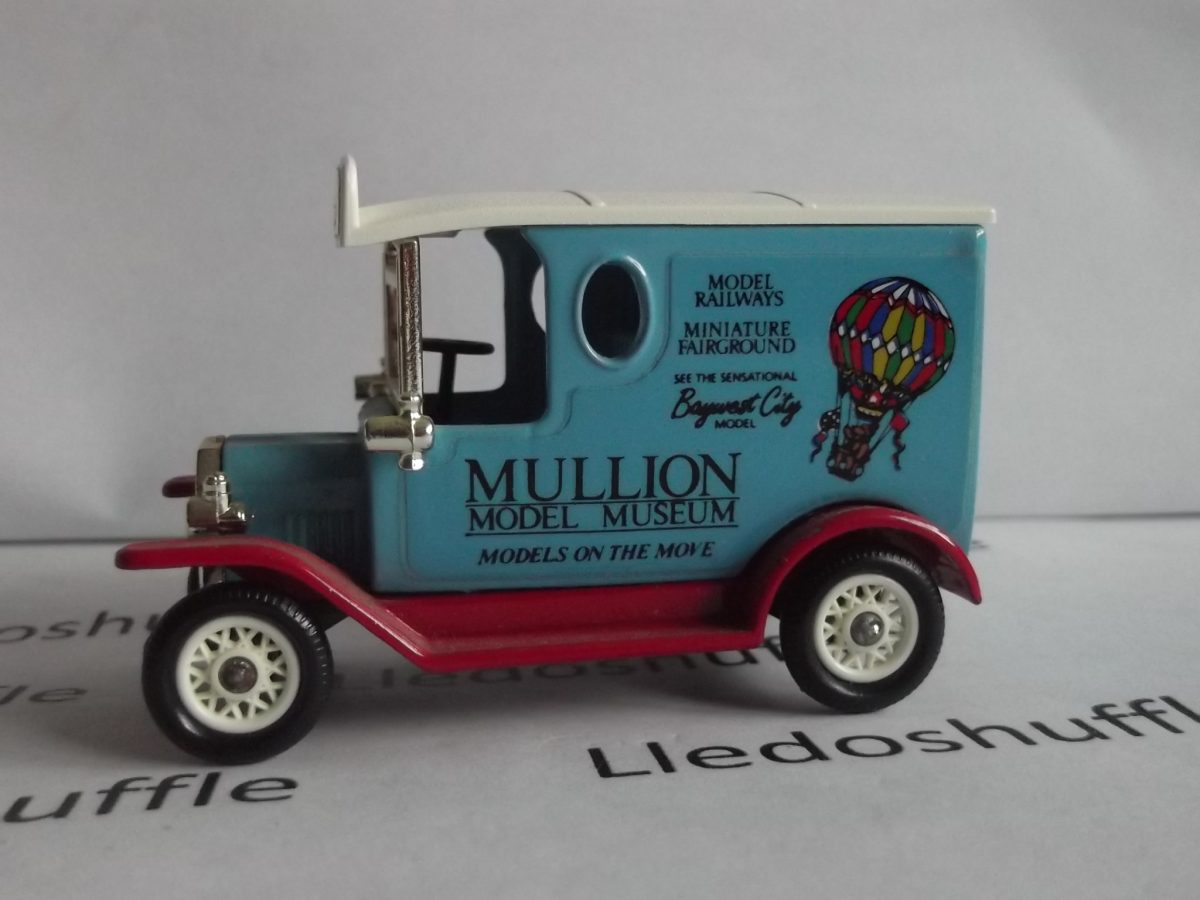 SP06003, Model T Ford Van, Mullion Model Museum, Cornwall – Lledo Models