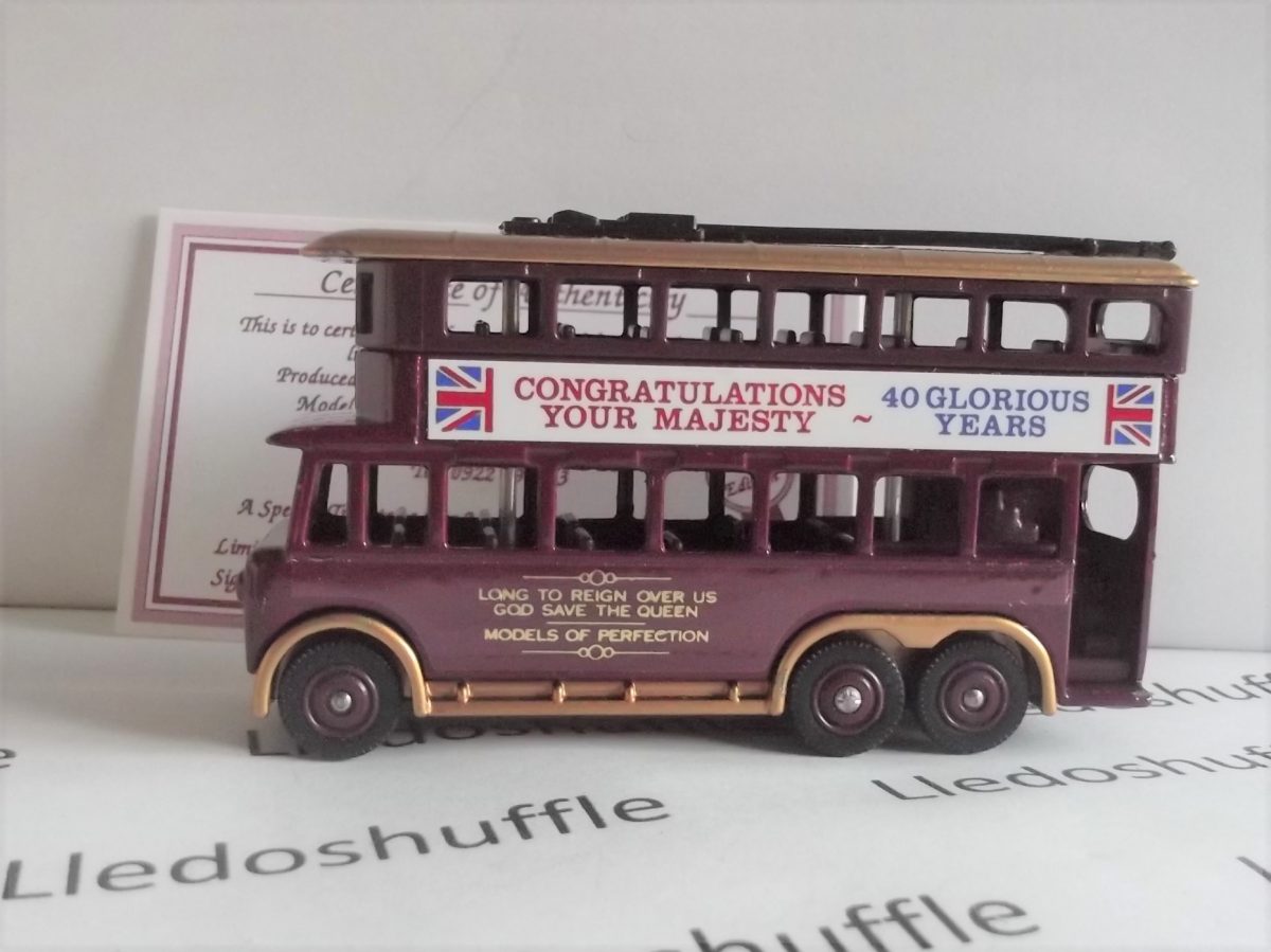 SP41018, Karrier E6 Trolley Bus, Congratulations Your Majesty, 40 ...