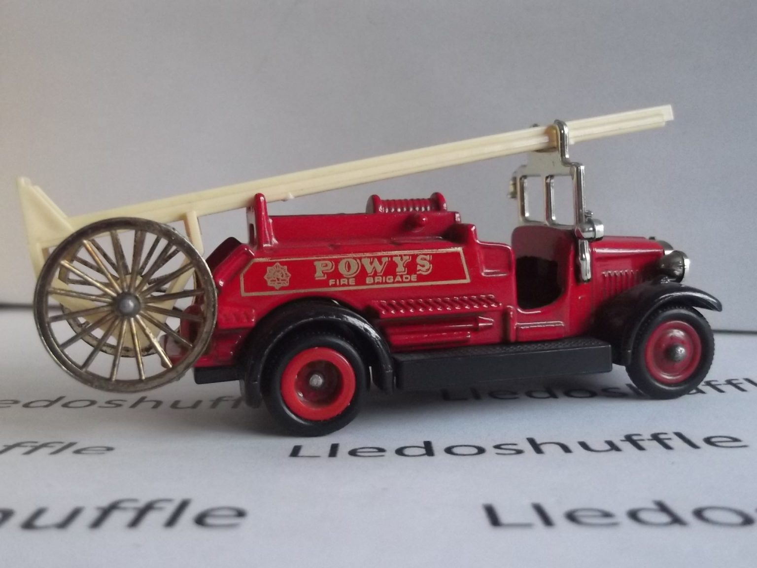 LP012, Code 3, Dennis Fire Engine, Powys Fire Brigade – Lledoshuffle