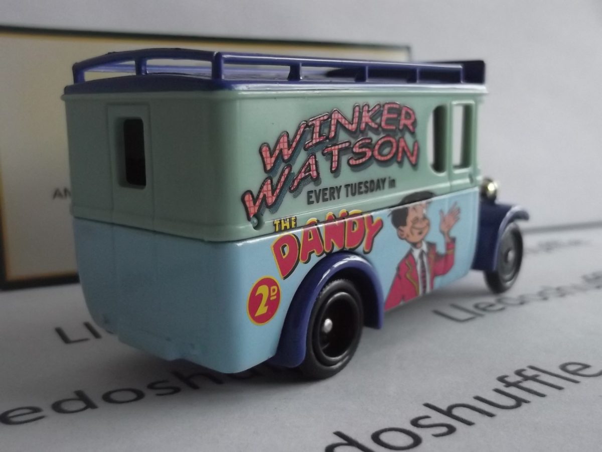 DG34011, Dennis Delivery Van, Winker Watson, The Dandy Comic – Lledo Models