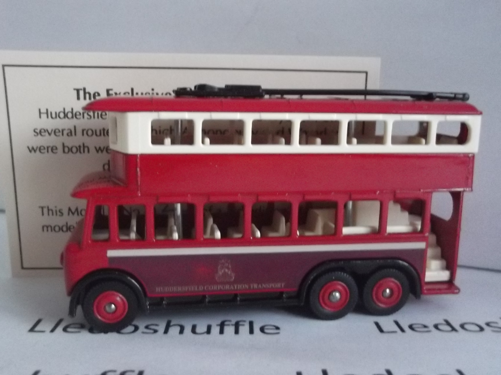 LP41051, Karrier E6 Trolley Bus, Huddersfield Corporation Transport – Lledo Models