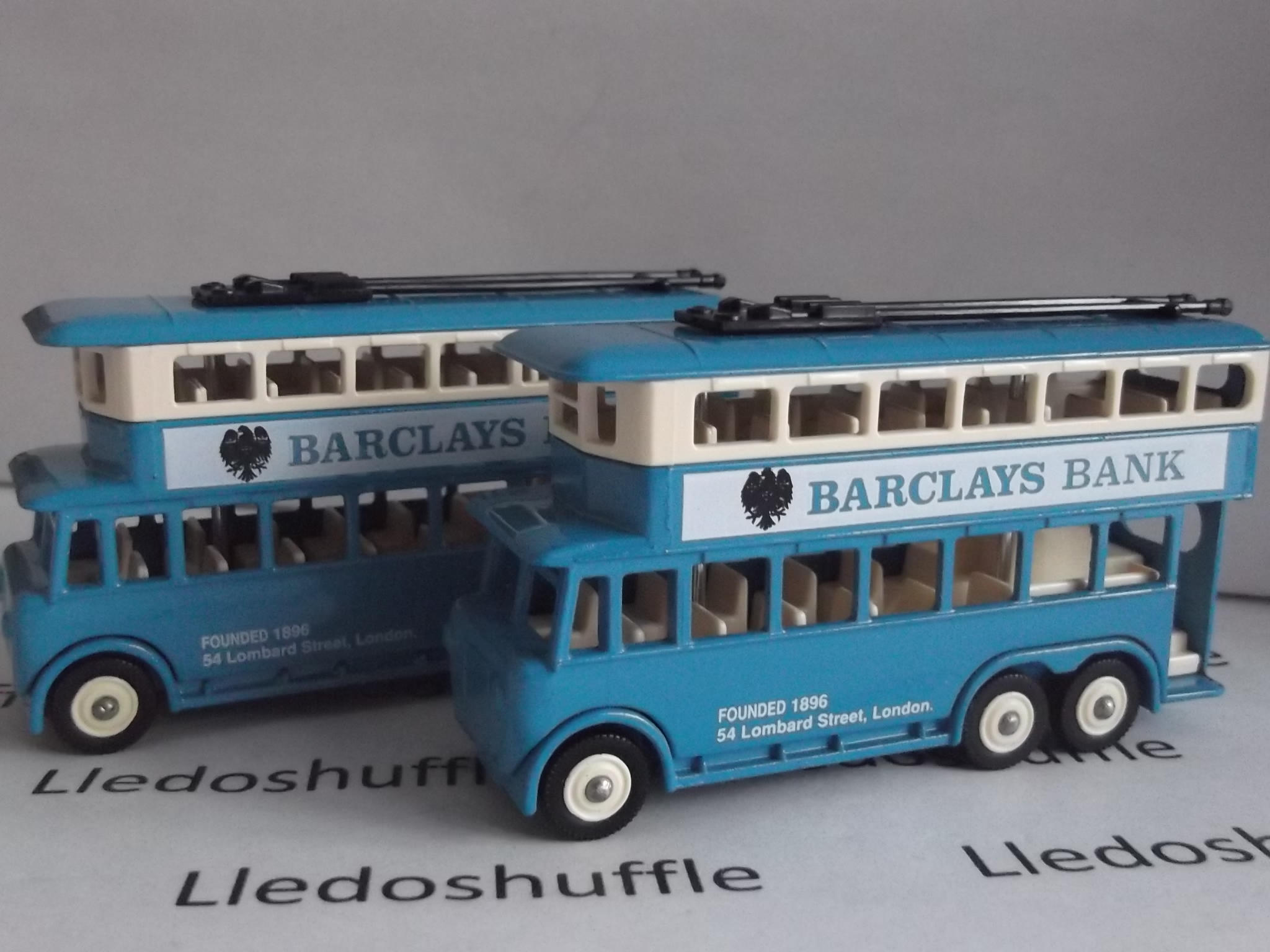 LP41095, Karrier E6 Trolley Bus, Barclays Bank – Lledo Models