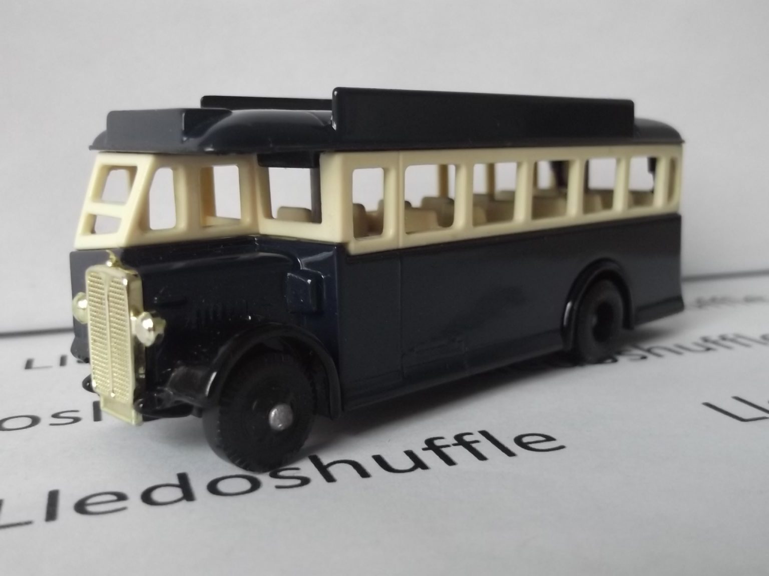 LP017, Code 3, AEC Regal Single Deck Bus, Navy Blue, No Artwork – Lledo ...