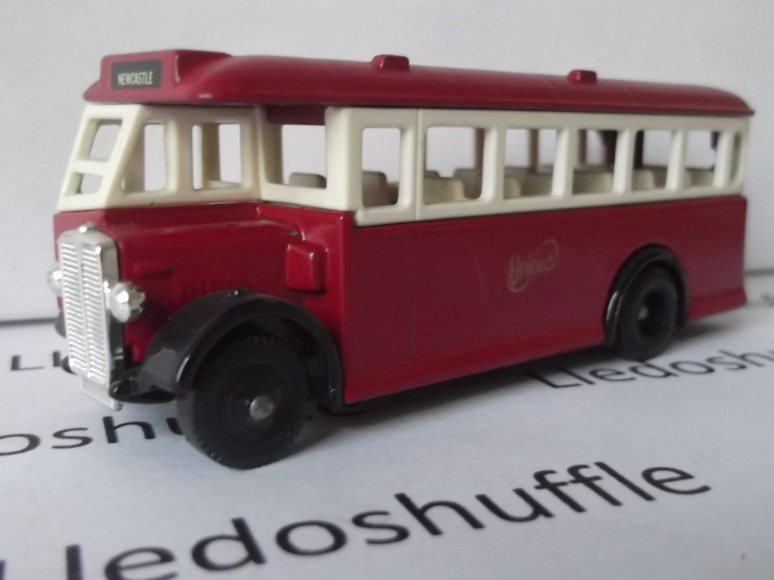 DG017, Code 3, AEC Regal Single Deck Bus, United – Lledoshuffle
