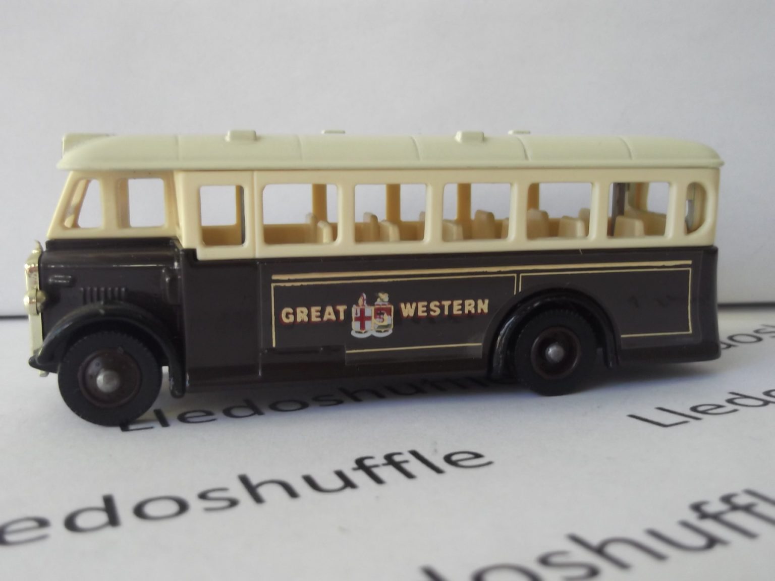 LP17068, AEC Regal Single Deck Bus, Great Western Railway – Lledo Models