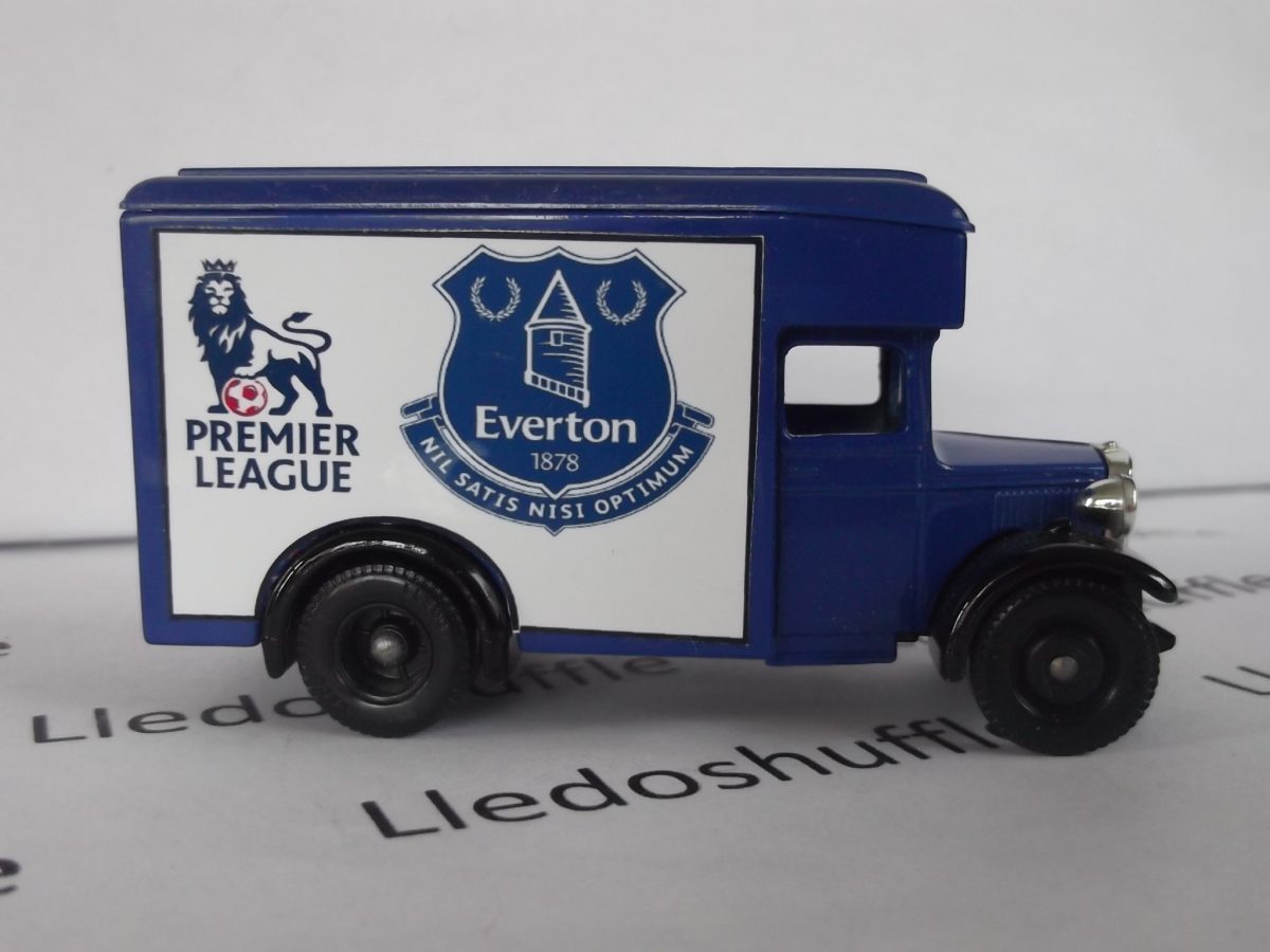 LP016, Code 3, Dennis Parcels Van, Everton Football Club 1878, Nil ...